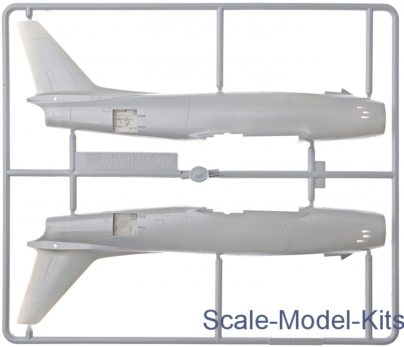 Academy - F-86F "Sabre" - plastic scale model kit in 1:72 scale ...
